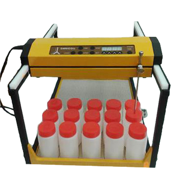 Single-stream fraction collector and auto-sampler